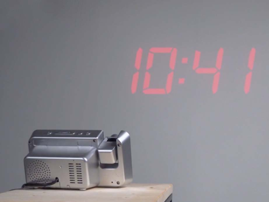 Wekker met Projectieklok | Wekkerradio met Projectie Kopen - CoolGift